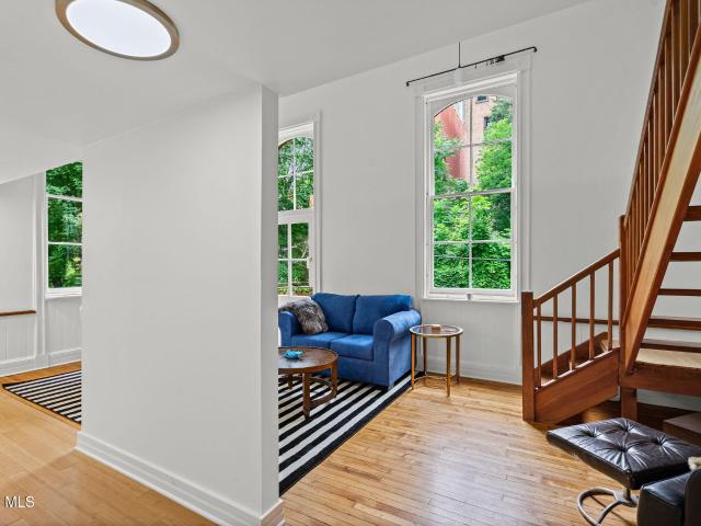 206 N Pearl Street # APT 204