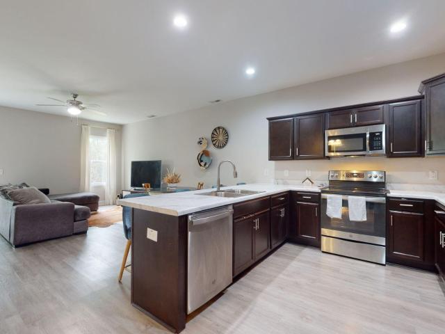 206 N Stingray Lane