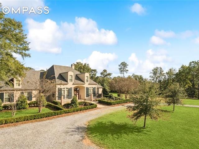 206 Normandy Dr, Folsom, LA