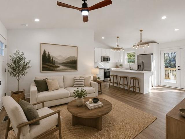 206 New Sawyer Brown Rd, Nashville, TN 37221