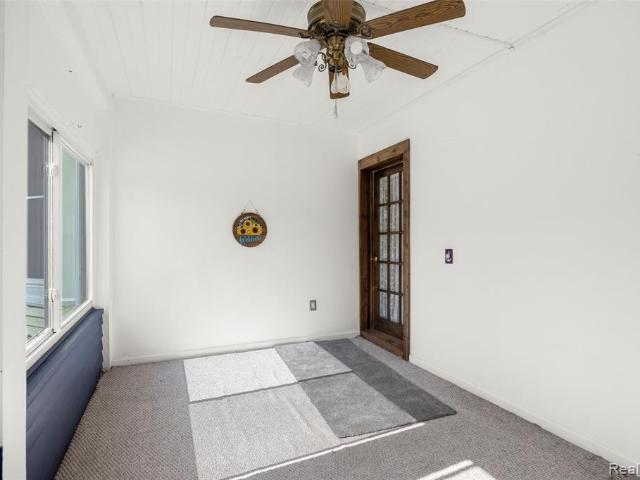 206 S 4th Street