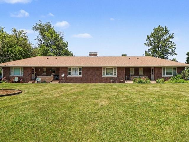 206 S Adams St, Hebron, IN 46341