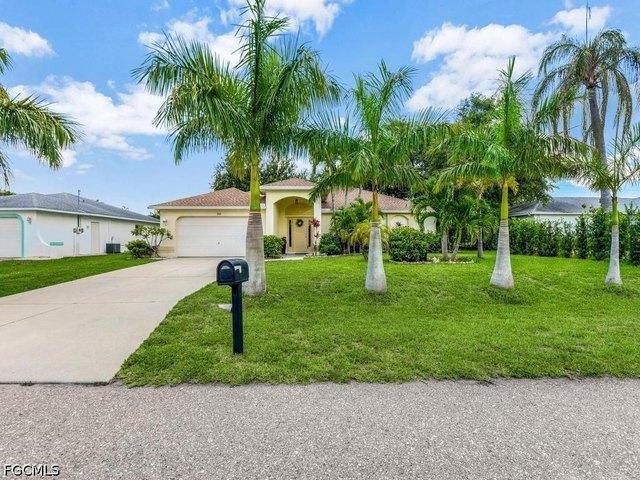 206 SE 28th Ter, Cape Coral, FL 33904