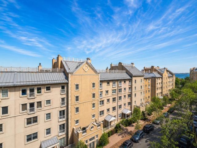 206 Shearwater Ct West # 60