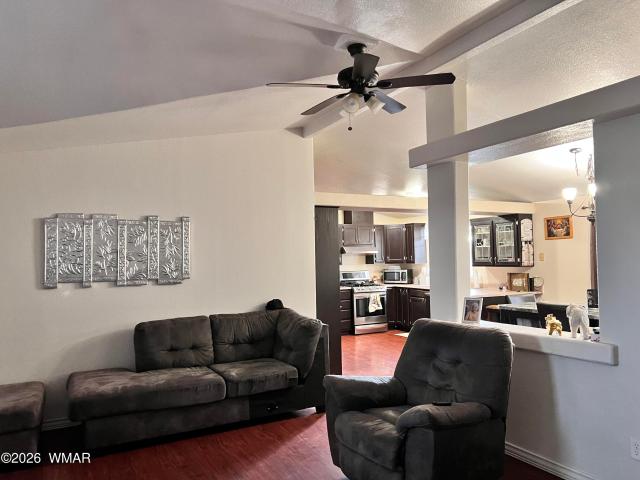206 Siesta Drive