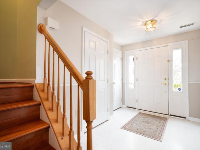 206 Sloan Ct, Wilmington, DE 19808 | MLS #DENC2099 | Compass