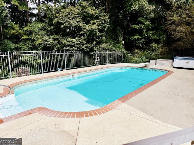 206 Sturbridge Drive