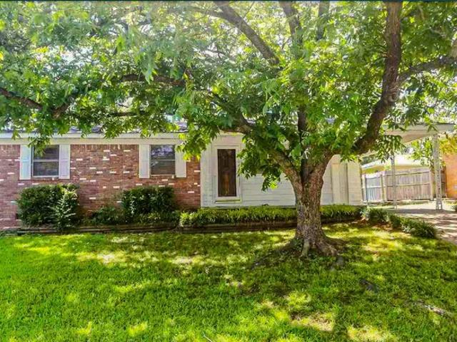 206 Steven Dr, Little Rock, AR 72205