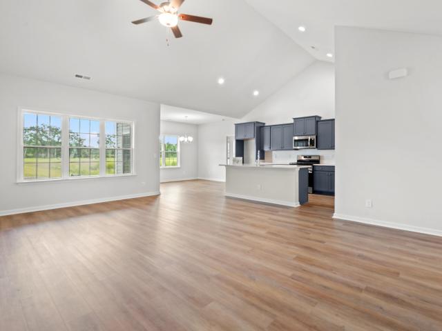 206 Stillbrook Dr