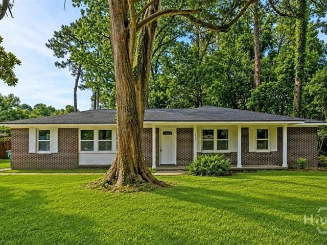 206 Paradise Dr, Savannah, GA 31406