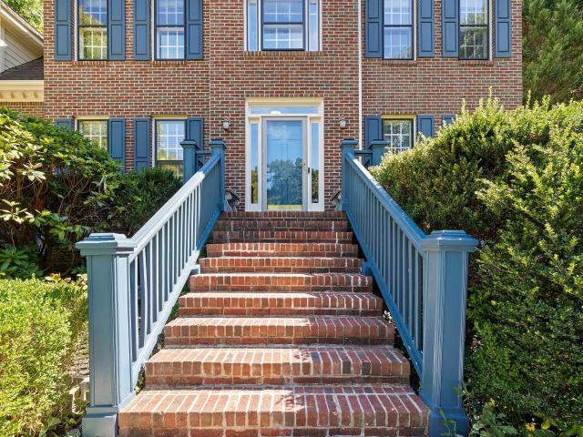 206 Park Valley Lane