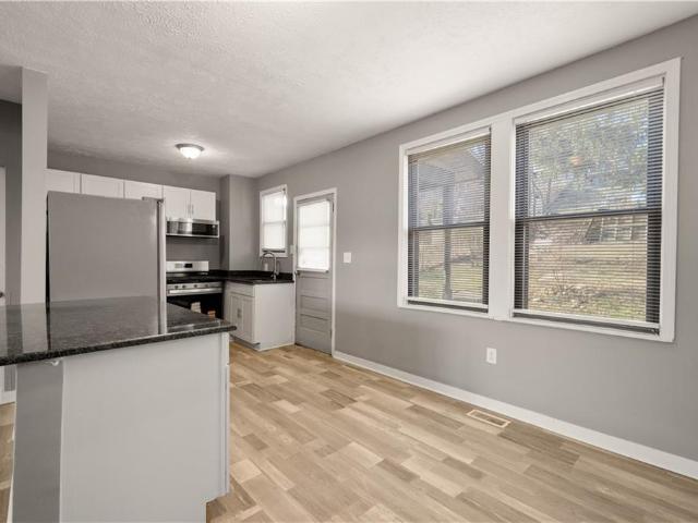 206 Pinecastle Ave, Pittsburgh, PA 15234 | MLS #1741