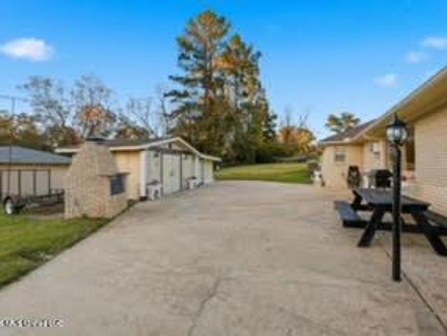 206 Plantation