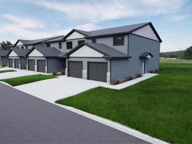 206 Pries St NW, Eyota, MN 55934
