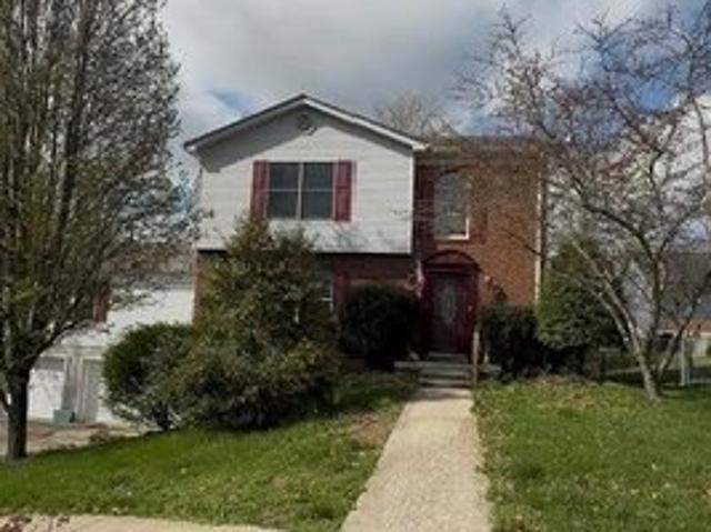 206 Rookwood Ct, Richmond, KY 40475