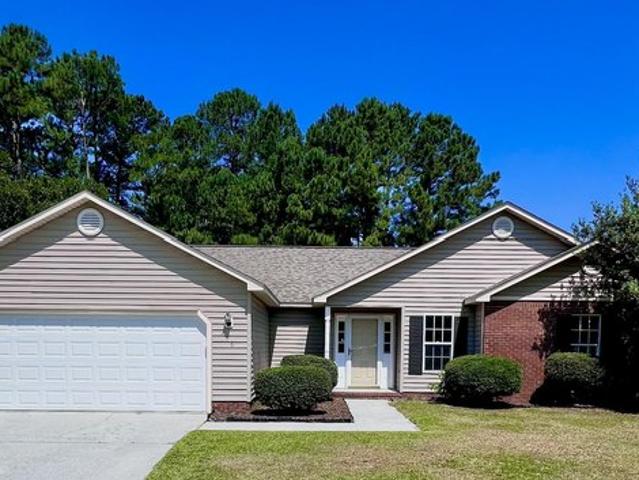 206 Rosewood Cir, Jacksonville, NC 28546