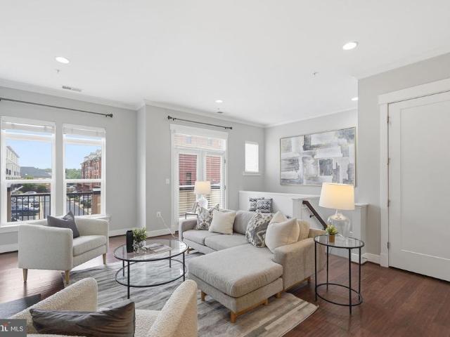 206 Railbender Alley SE
