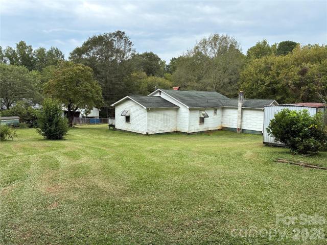 206 Railroad Street