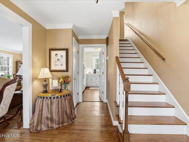 206 Ramblewood Drive