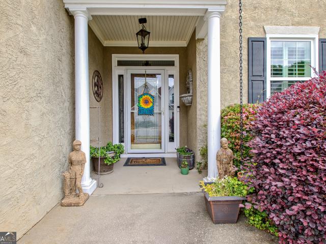 206 Riviera Court
