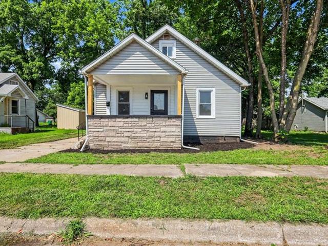 206 Rumely St, La Porte, IN 46350