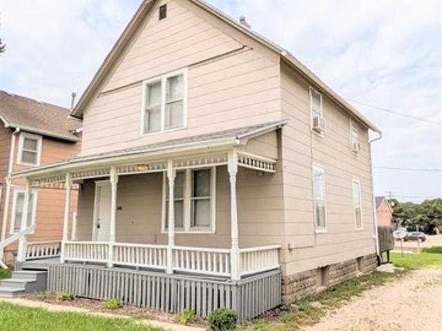 206 W 13th Ave, Emporia, KS 66801