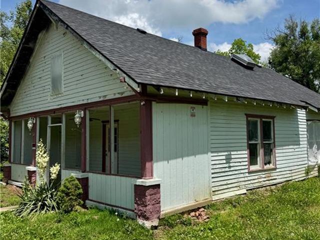 206 W 3rd Street