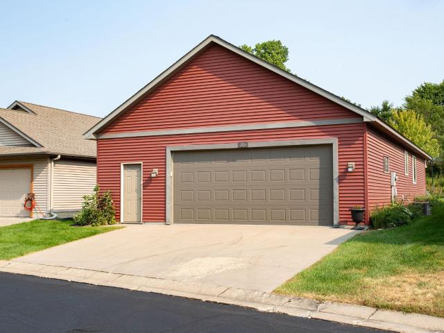206 W Cemetery Road