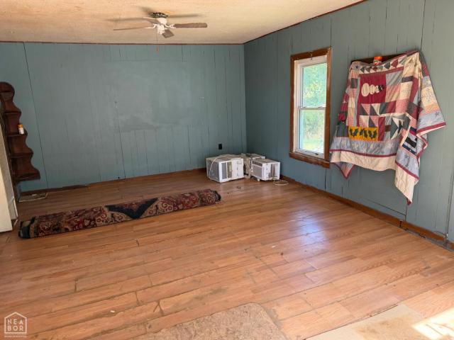 206 W Center