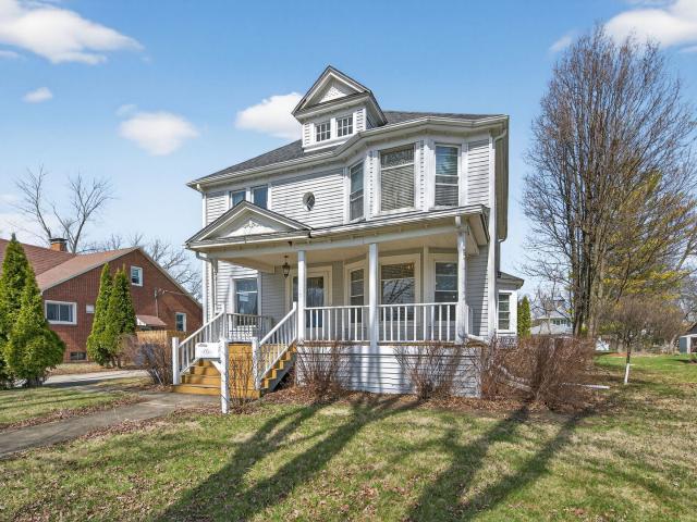 206 W Delaware Street