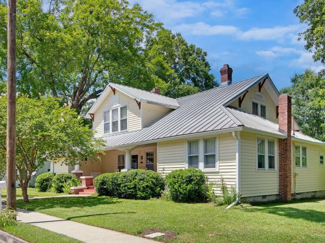 206 W Foy Street