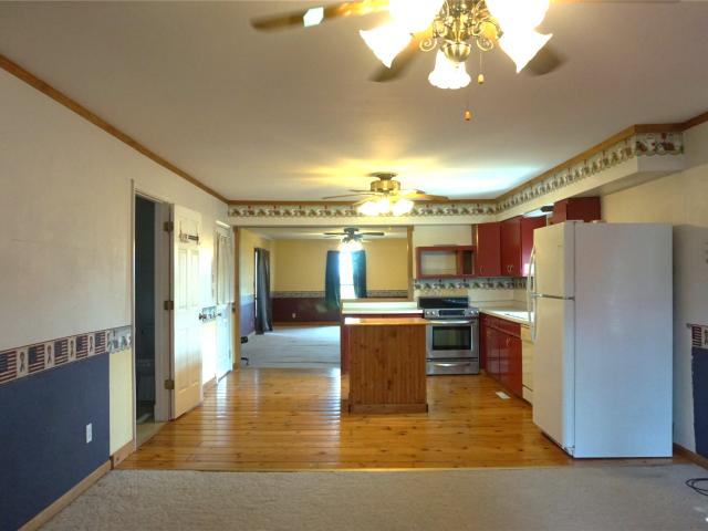 206 W Lincoln Street
