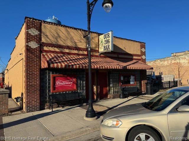 206 W Main Street