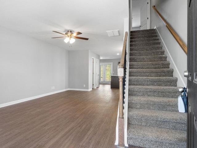 206 Woodland Valley Ln