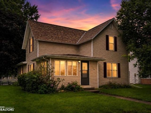 206 Warner St, Colo, IA 50056