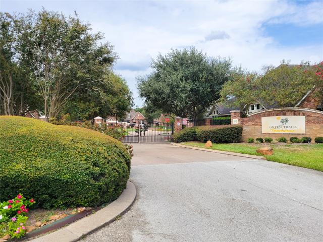 206 Whispering Ridge Ter, Houston, TX 77094 | MLS #65003 | Compass