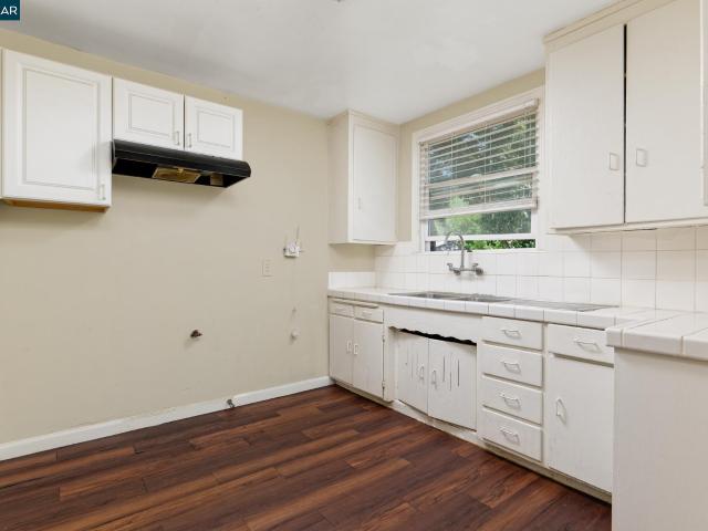 206 William Reed Dr