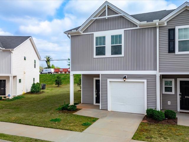 206 Telford Dr, Greenville, SC 29617 | MLS #1587 | Compass