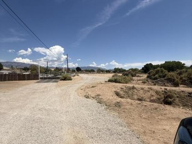 206 Tres Amigos Ct NE, Albuquerque, NM 87113
