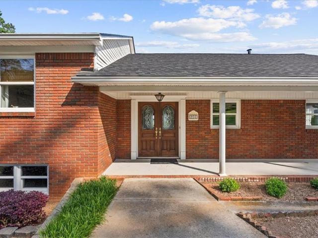 206 Victory Dr, Calhoun, GA 30701 | MLS #7759