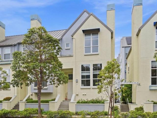 206 Village Ln, Foster City, CA 94404