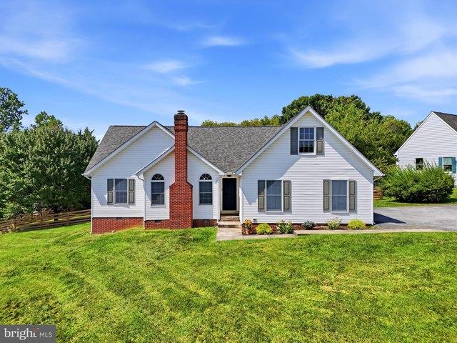 206 Vista Ct, Charles Town, WV 25414