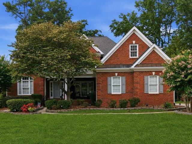 206 Yale Ln, Chapel Hill, NC 27517