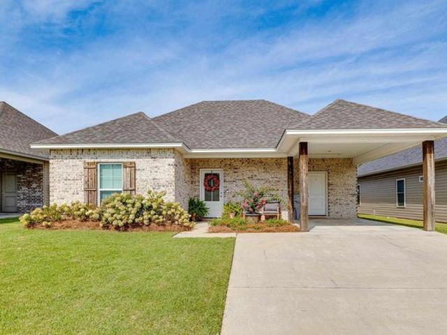 206 Yellow Pine Dr, Calhoun, LA 71225