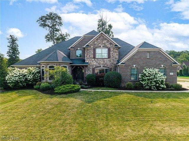 20745 Evergreen Trl, North Royalton, OH 44133