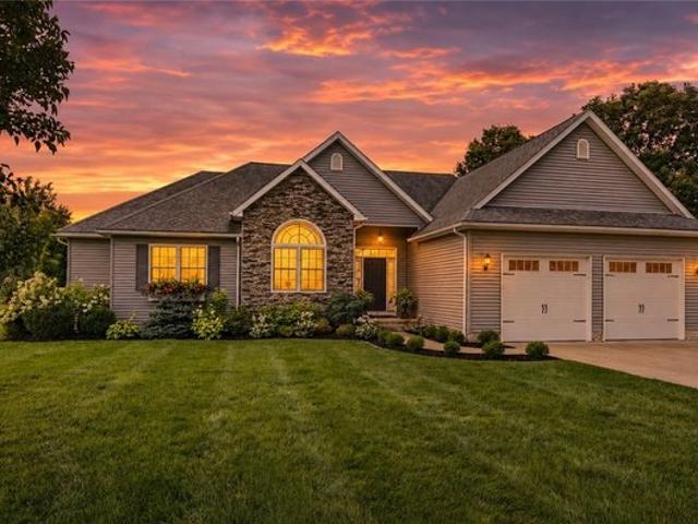 2074 Countryside Dr, Salem, OH 44460