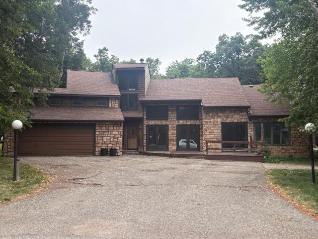 2074 Elmwood Drive