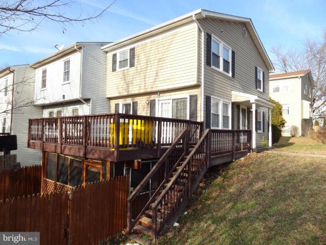 2074 Lake Grove Lane