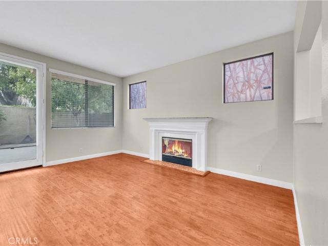 2074 Lake Shore