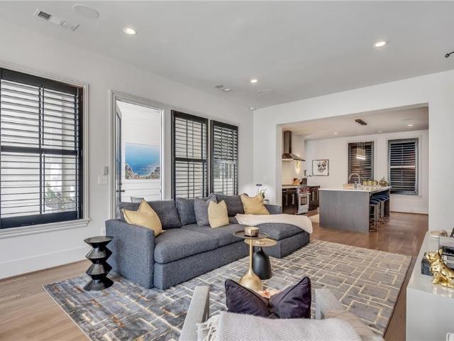 2074 Telfair Cir NE, Atlanta, GA 30324 | MLS #7738 | Compass